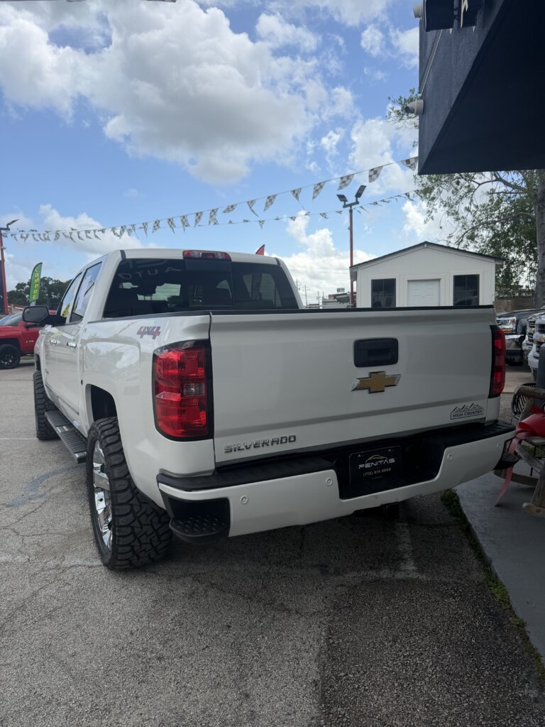 2015 CHEVROLET SILVERADO HIGHCOUNTRY 4X4 - Penitas Auto Sales